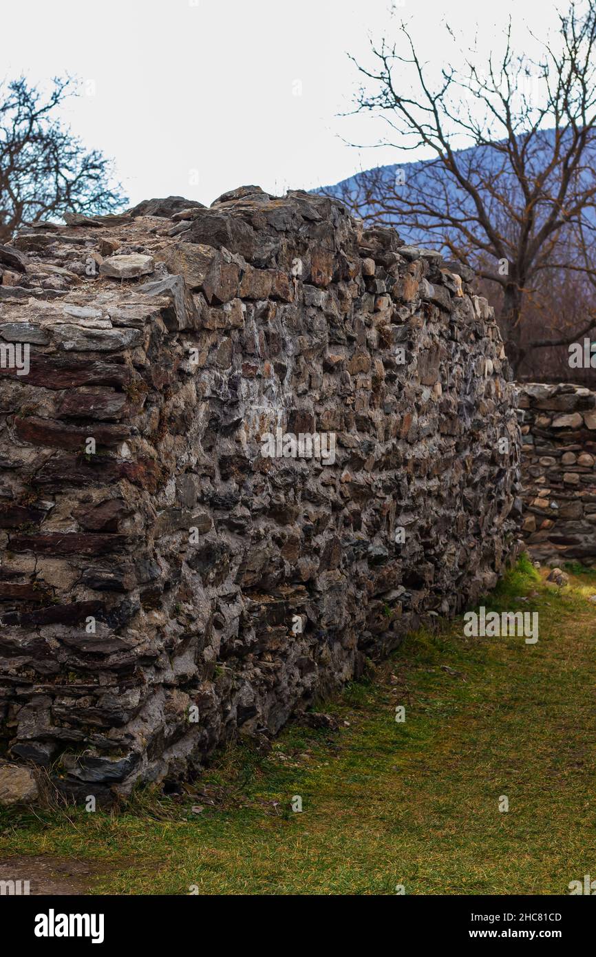 Showing surrounding wall hi-res stock photography and images - Alamy