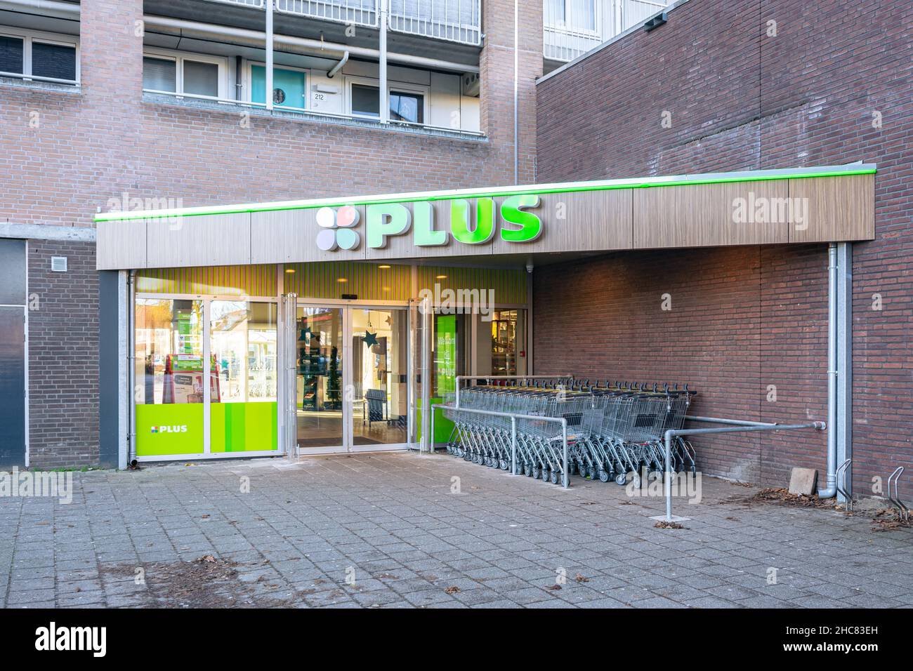 Supermarket chain plus hi-res stock photography and images - Alamy