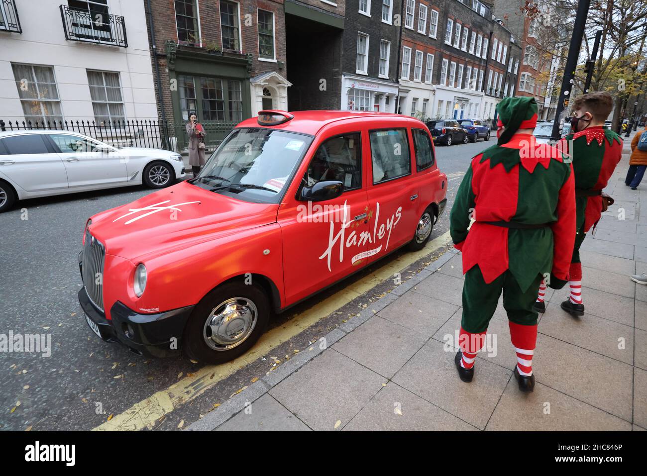 Hamleys elves hi-res stock photography and images - Alamy