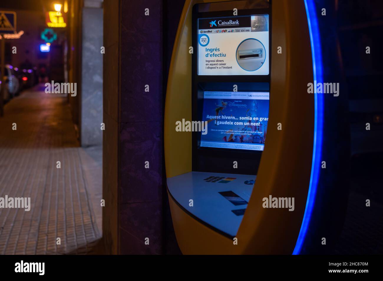 Atm signboard hi-res stock photography and images - Alamy