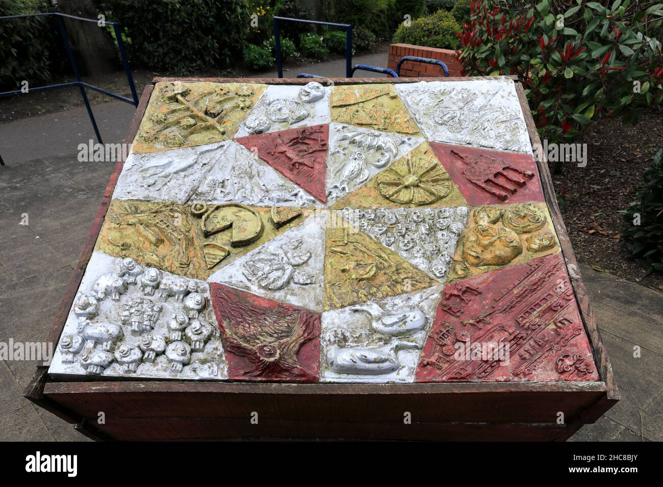 Our town through the ages sculpture, Memorial Gardens, Market ...