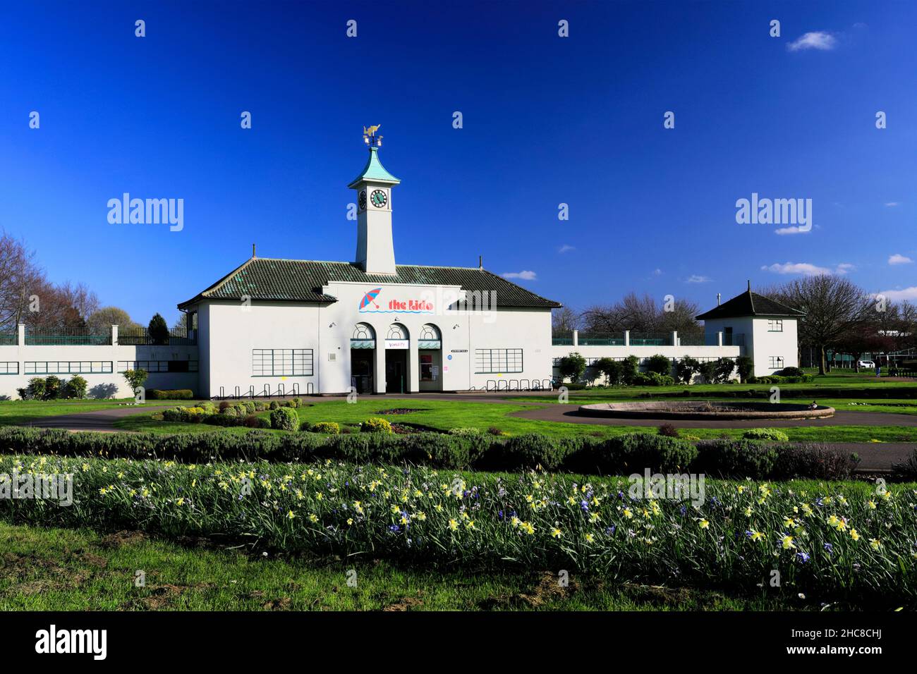 Peterborough lido swimming pool hi-res stock photography and images - Alamy
