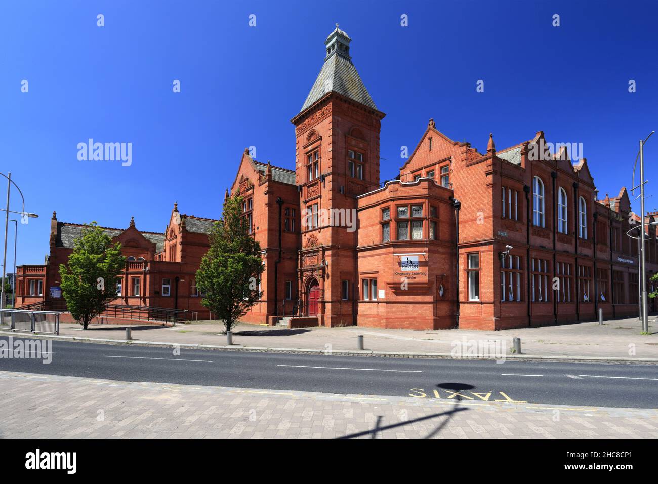 Kingsway Learning Centre, Widnes town, Cheshire, England, UK Stock ...