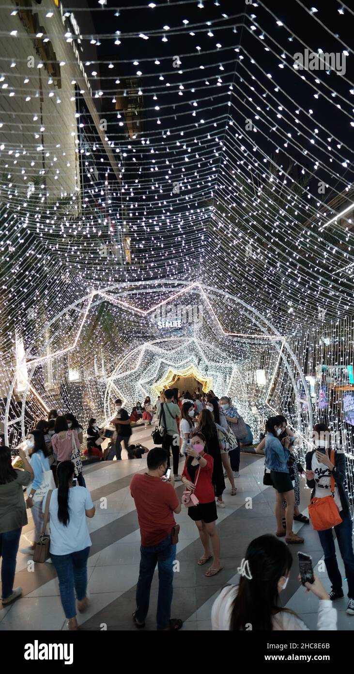 Christmas Decorations at Siam Paragon, Bangkok, Thailand สยามพารากอน ...