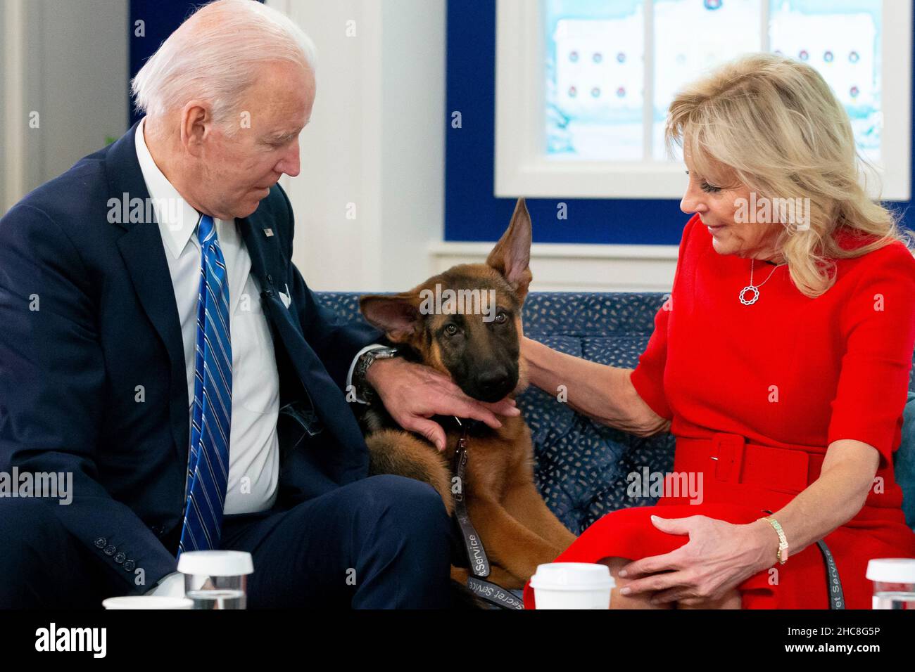Commander biden hi-res stock photography and images - Alamy