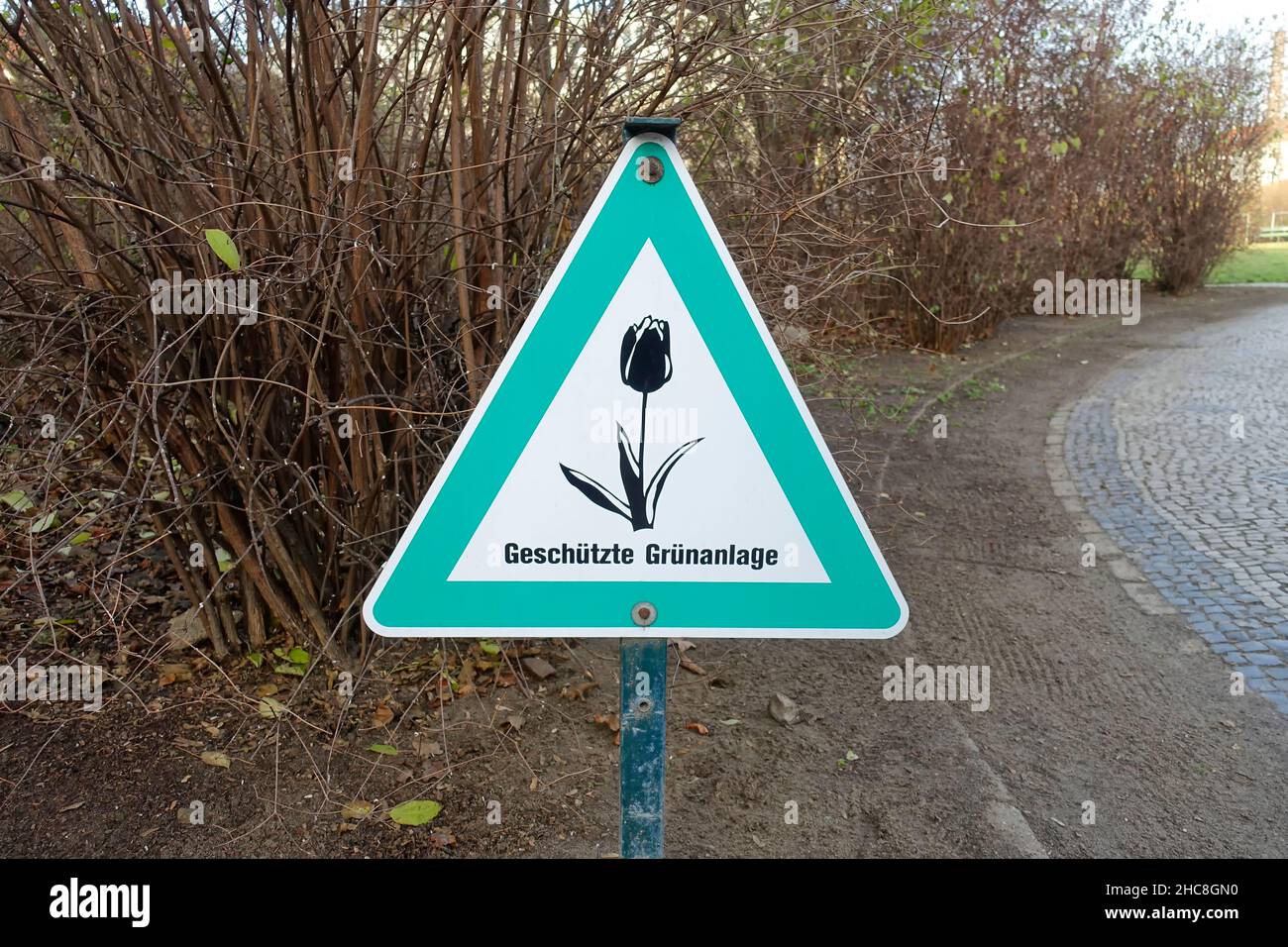 Sign, Protected green area, Berlin, Germany Stock Photo - Alamy