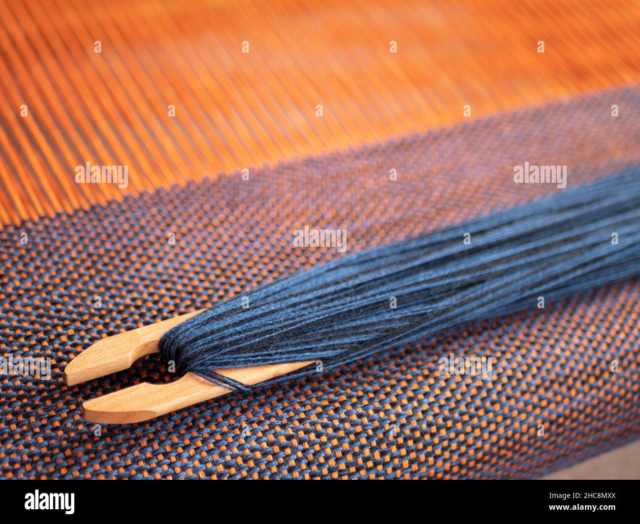 Weaving shuttle hi-res stock photography and images - Alamy