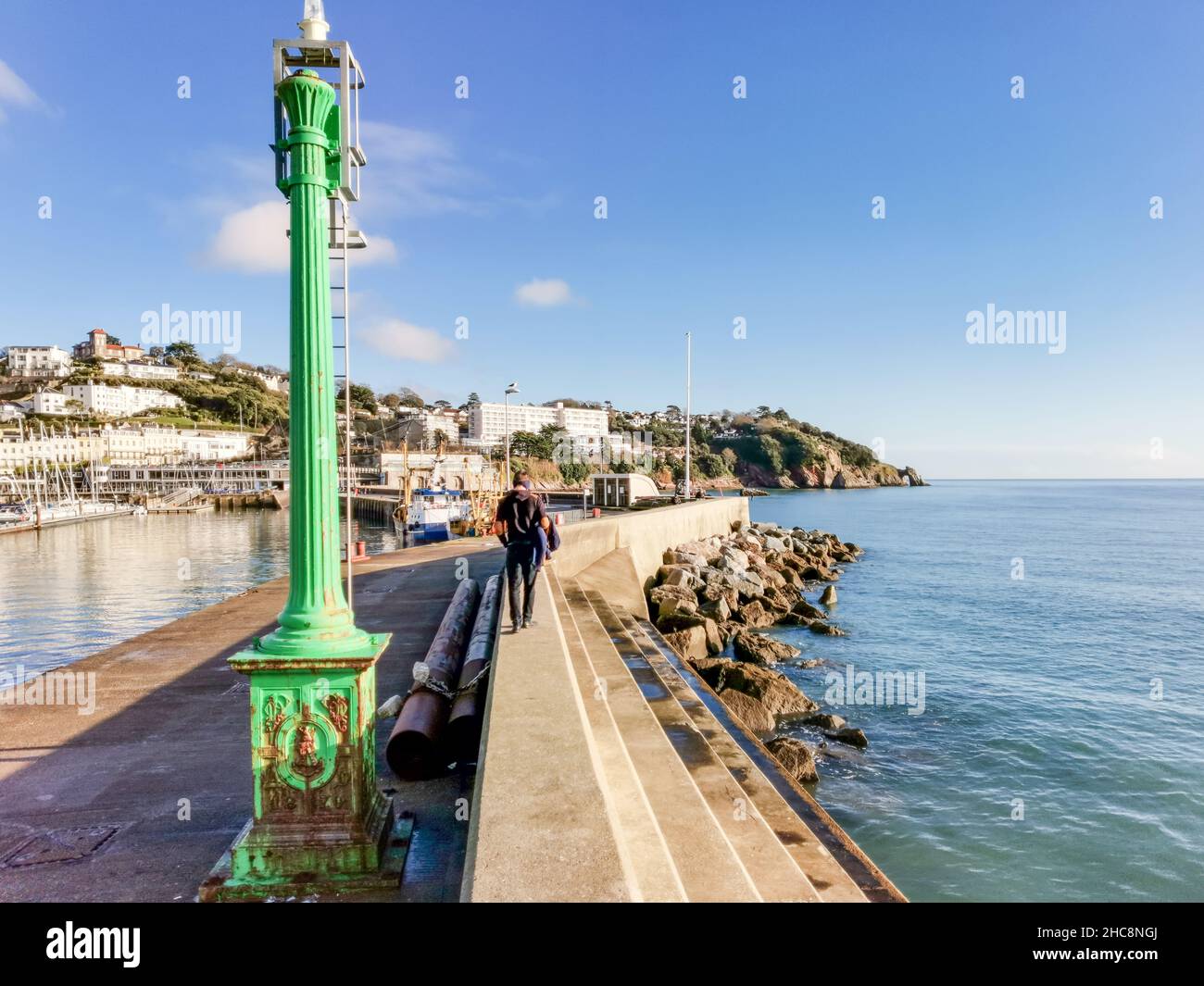 Torquay, UK. 26th Dec, 2021. Sunny weather on the coast in Torquay as ...