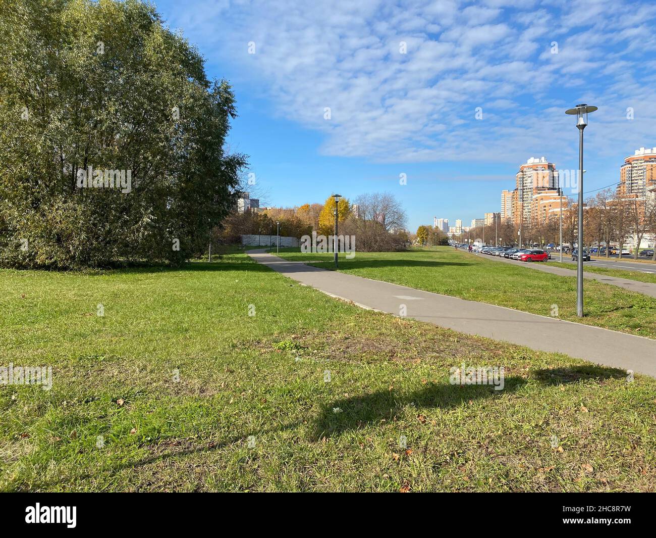 park in autumn at dry sunny fall day Stock Photo - Alamy