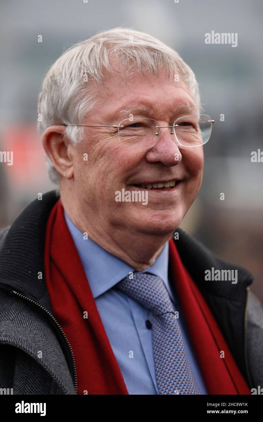 King george vi chase 2021 hi-res stock photography and images - Alamy