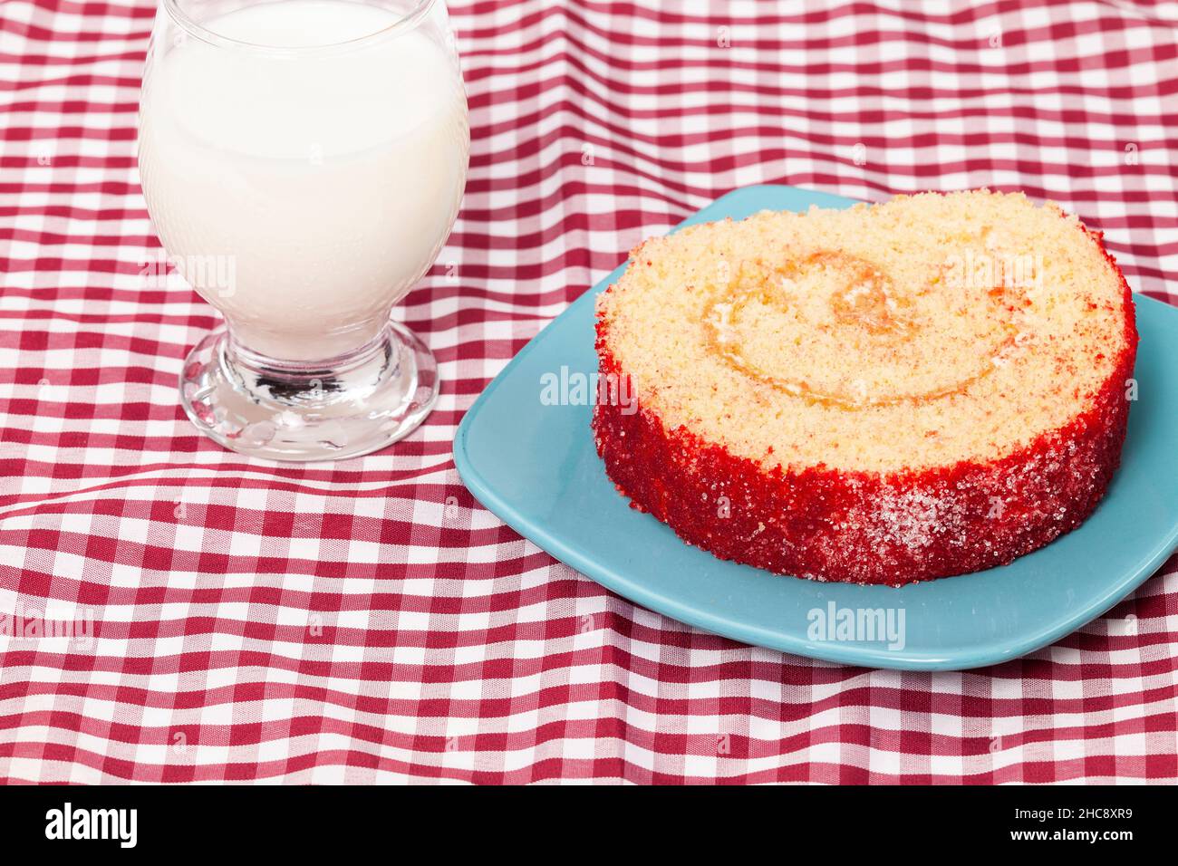 Striped swiss roll hi-res stock photography and images - Alamy