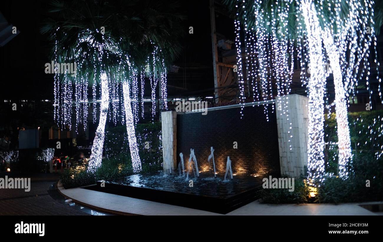Christmas Decorations Bangkok Marriott Hotel Sukhumvit Night Lights ...