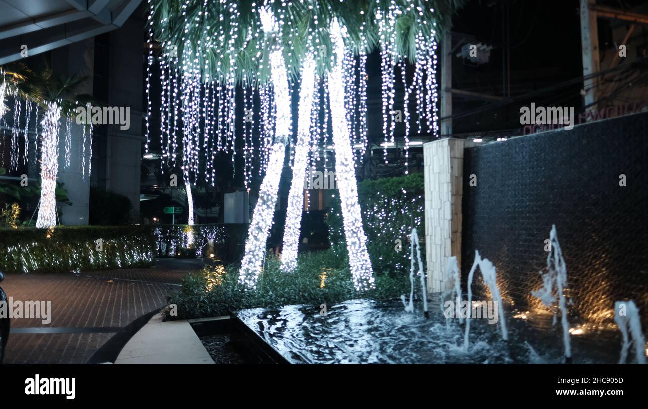 Christmas Decorations Bangkok Marriott Hotel Sukhumvit Night Lights ...