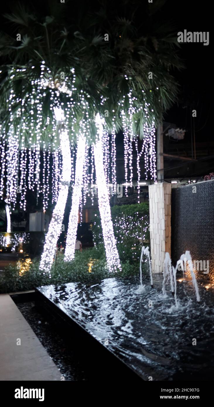Christmas Decorations Bangkok Marriott Hotel Sukhumvit Night Lights ...