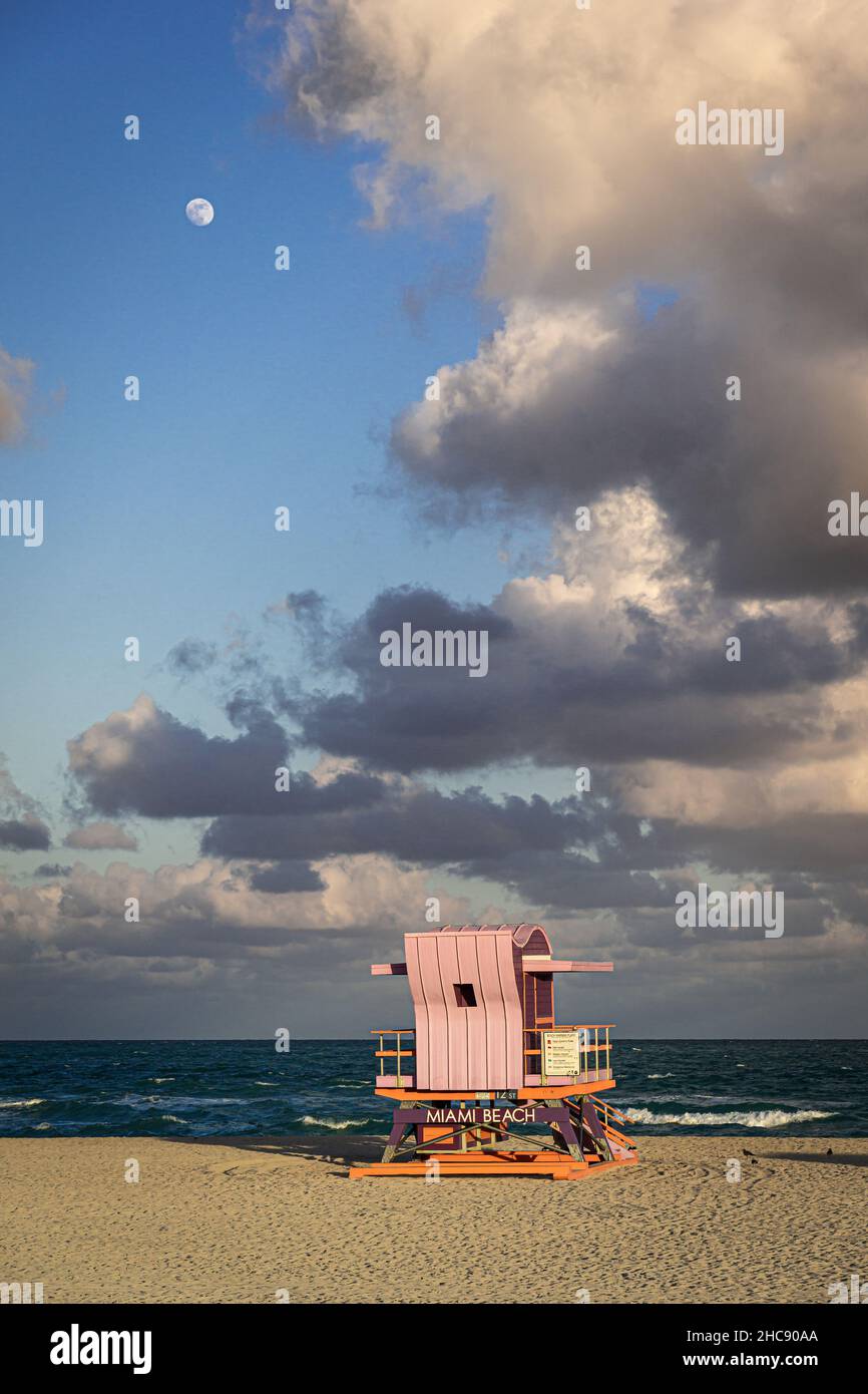 Live Saver Hi Res Stock Photography And Images Alamy