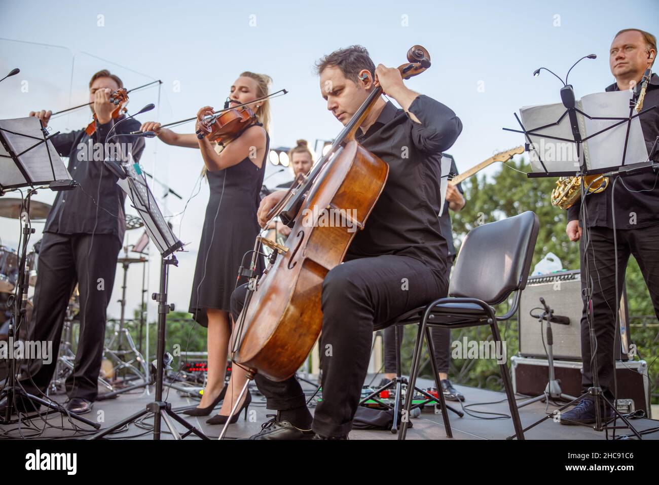 Classical musical ensemble hi-res stock photography and images - Alamy