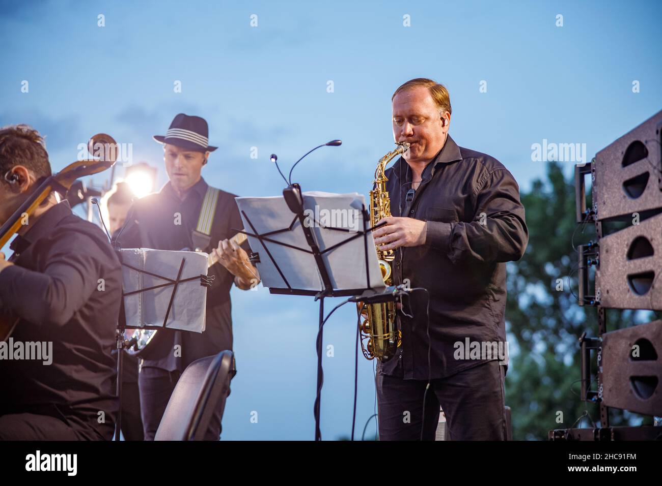 Male sax player hi-res stock photography and images - Alamy