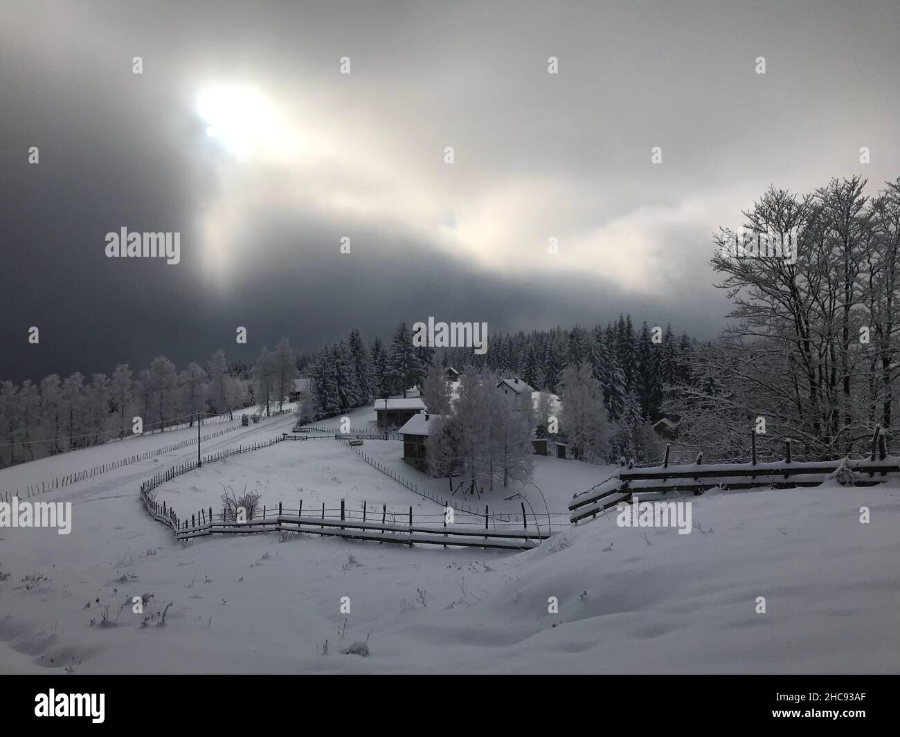 Winter hiking day on Crepoljsko, Sarajevo Stock Photo - Alamy