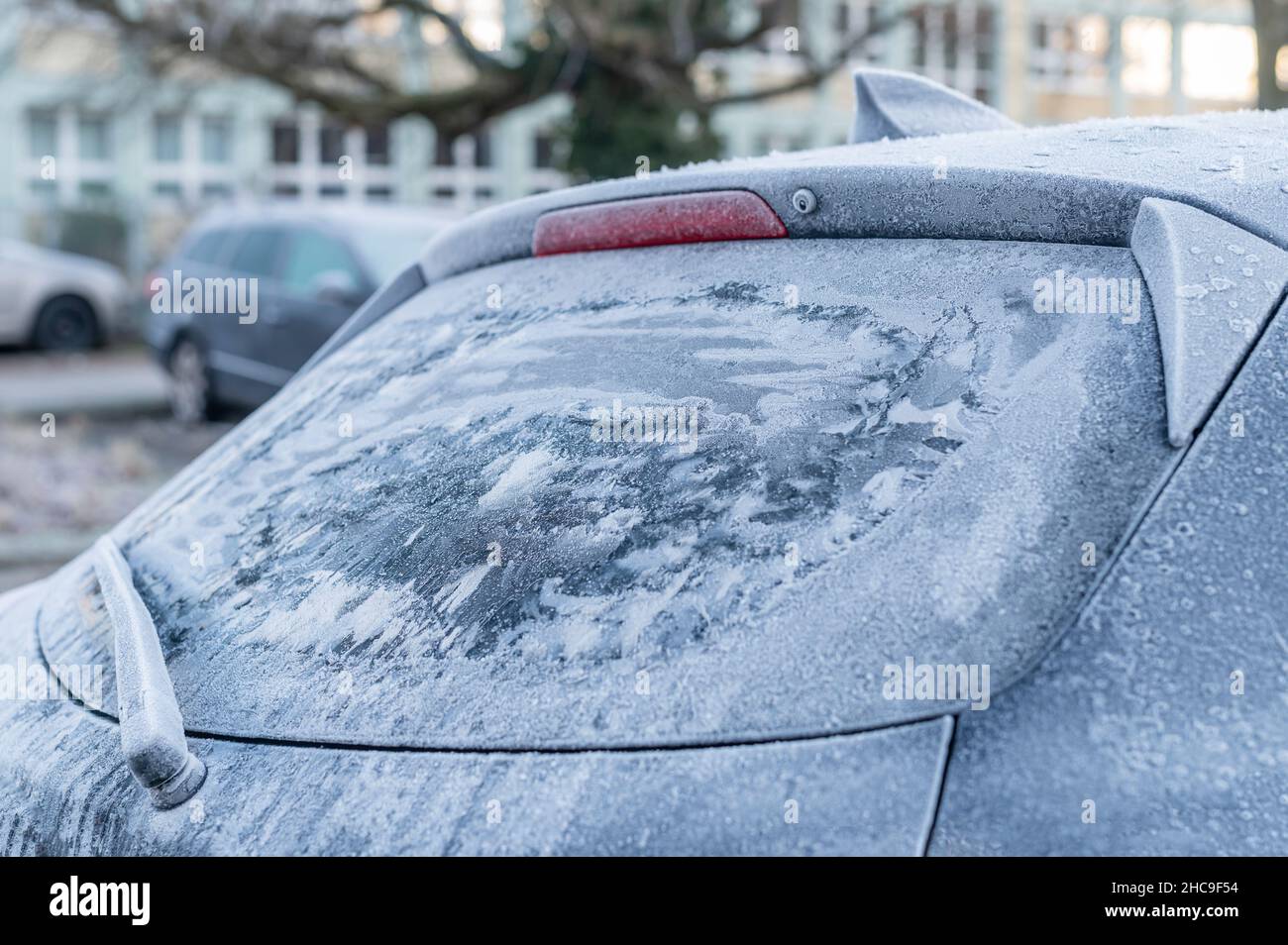 Iced rear window of car Stock Photo - Alamy