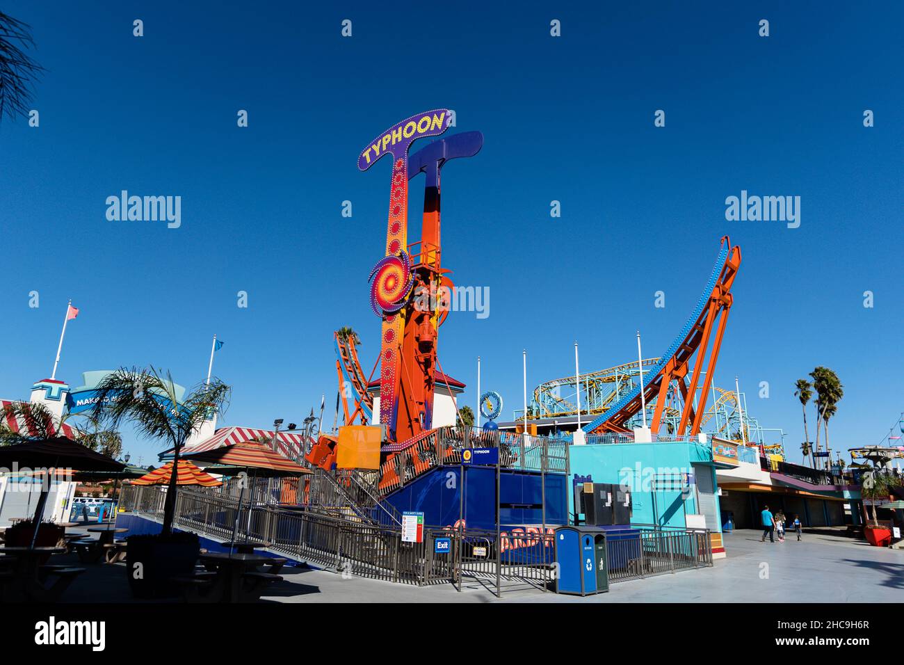Typhoon ocean hi-res stock photography and images - Alamy