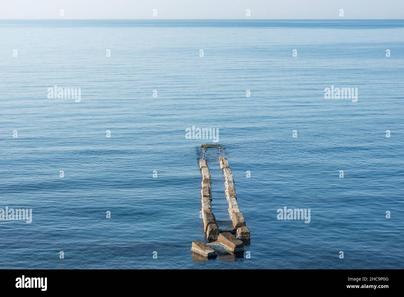 Lonely stone block hi-res stock photography and images - Alamy
