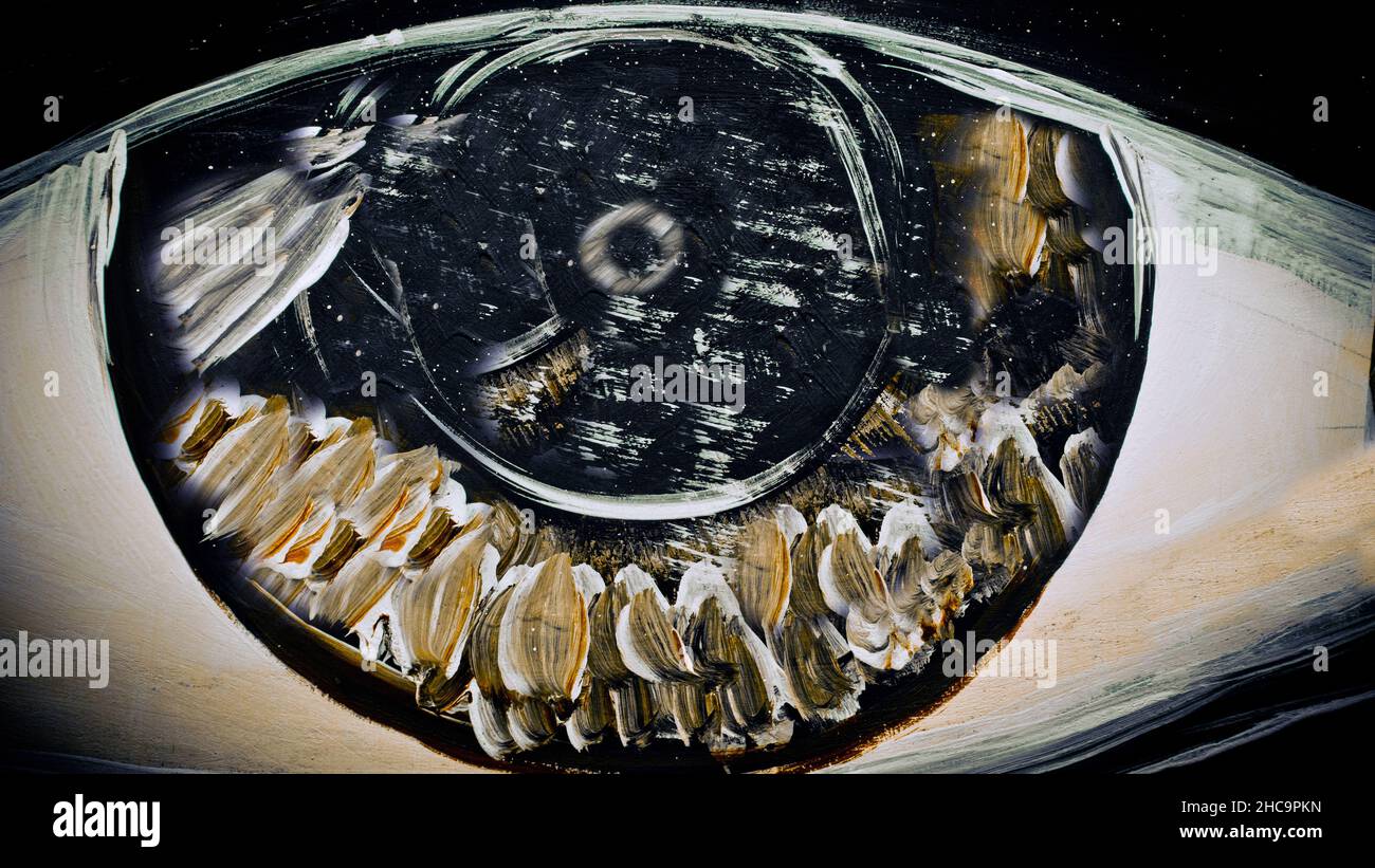 Eye with acrylic paints close-up Stock Photo - Alamy