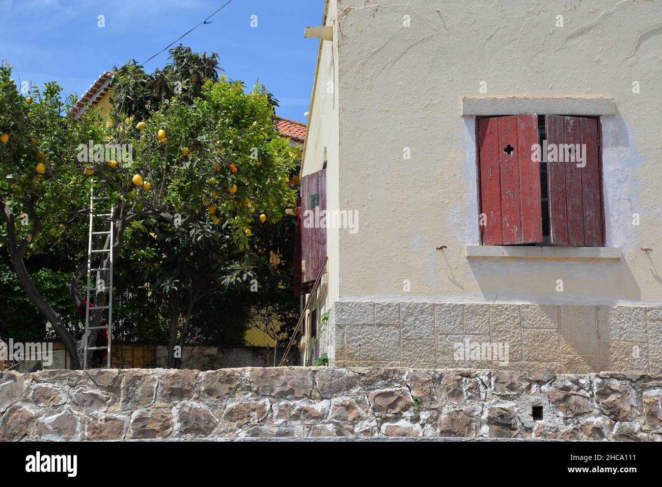 Albufeira old town house hi-res stock photography and images - Alamy