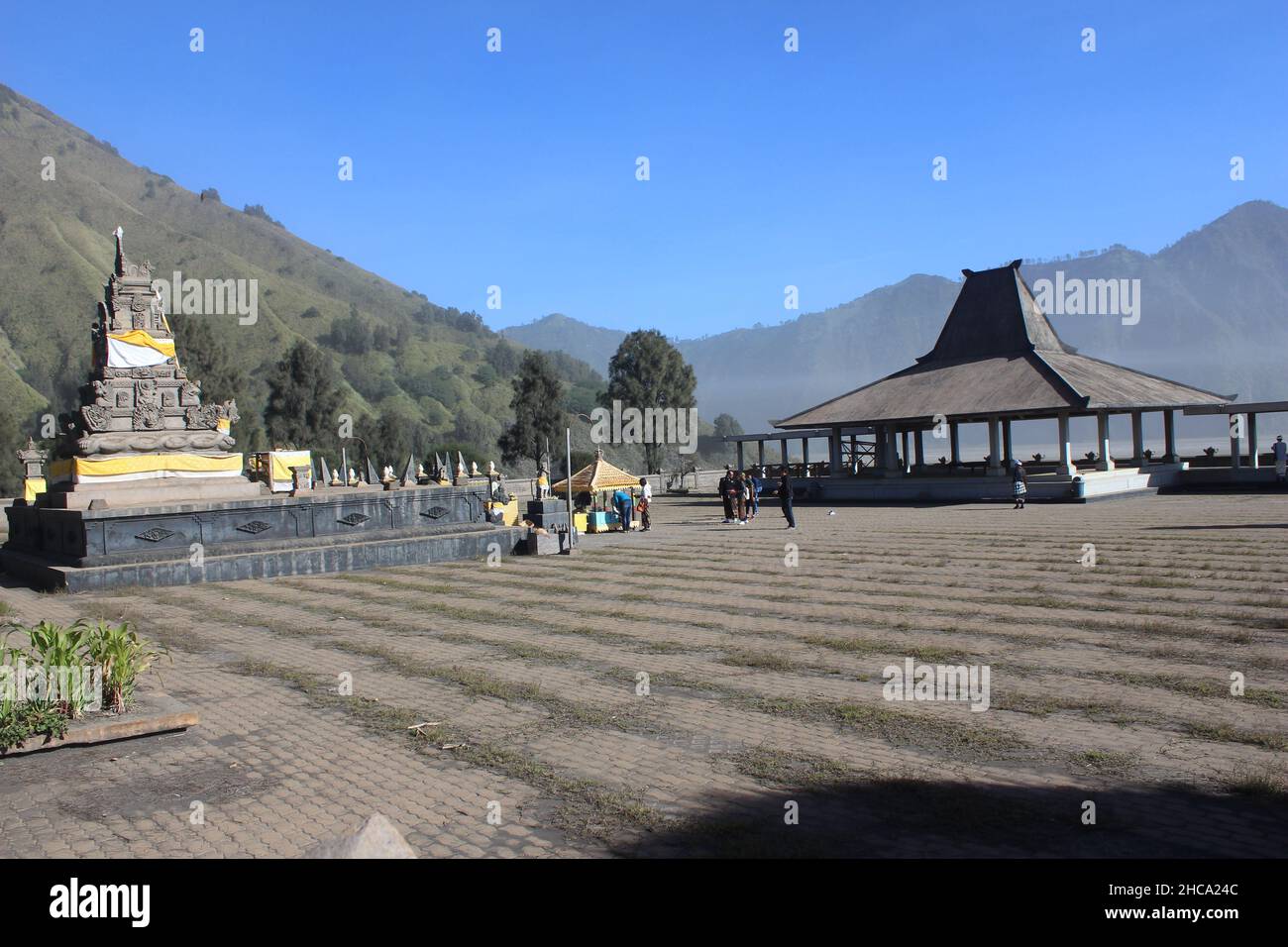 Pura luhur poten temple hi-res stock photography and images - Alamy