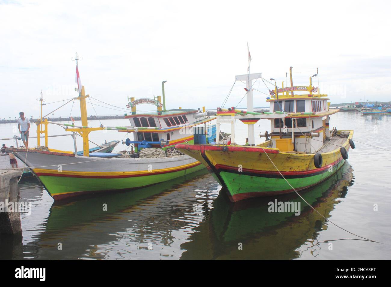 Nelayan kapal hi-res stock photography and images - Alamy