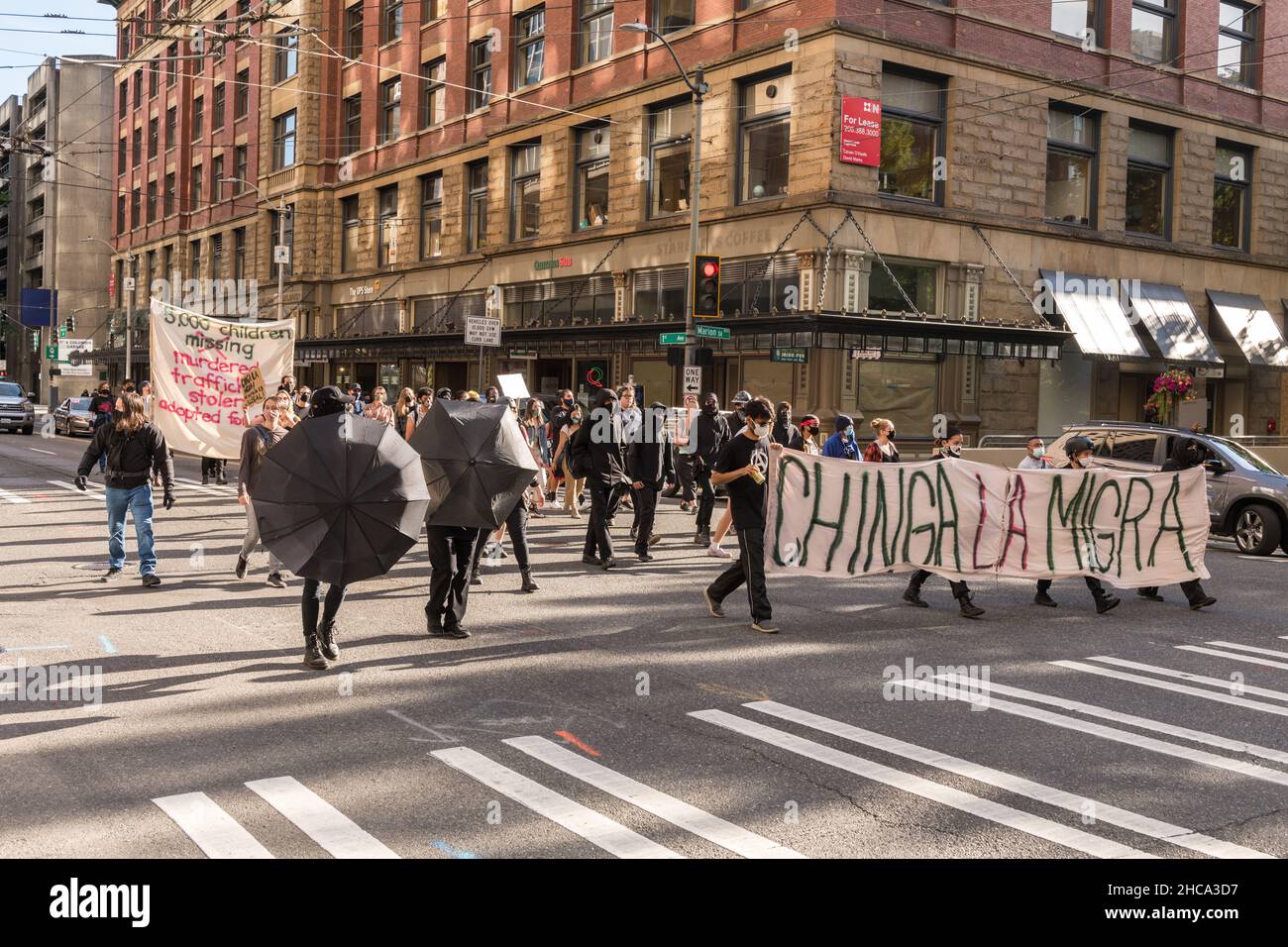 Seattle, USA. 25th Sep, 2021. Late in the day protestors at the Chinga ...