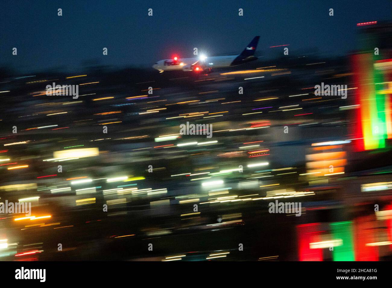 San Diego, California, USA. 23rd Dec, 2021. A FedEx Boeing 767 airplane ...