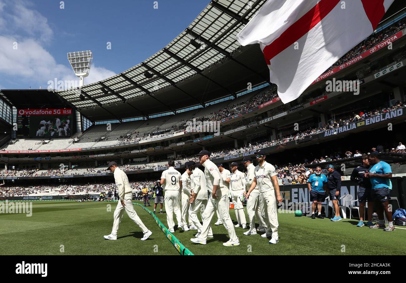 England take the field during day two of the third Ashes test at the ...