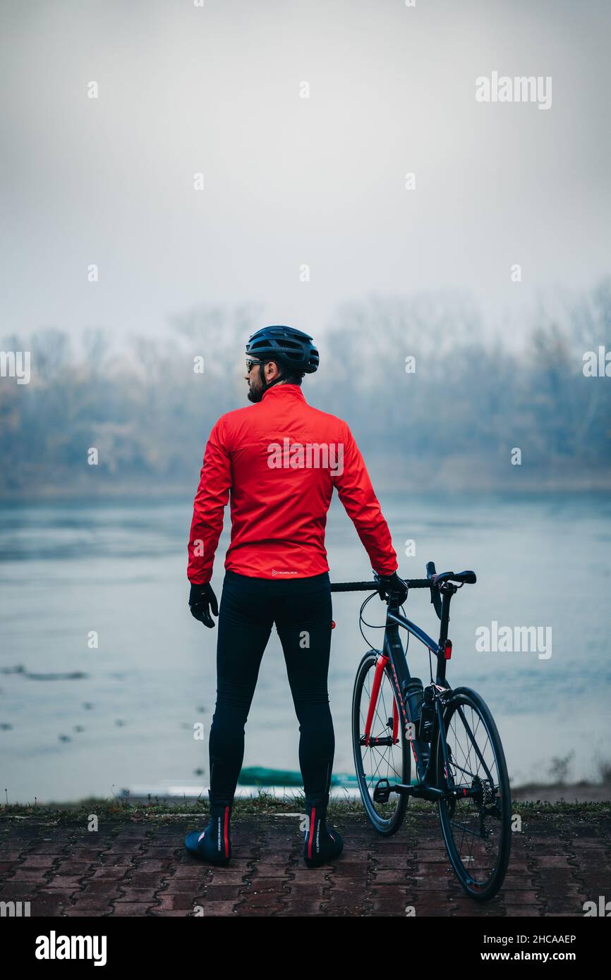 Athlete back view hi-res stock photography and images - Alamy