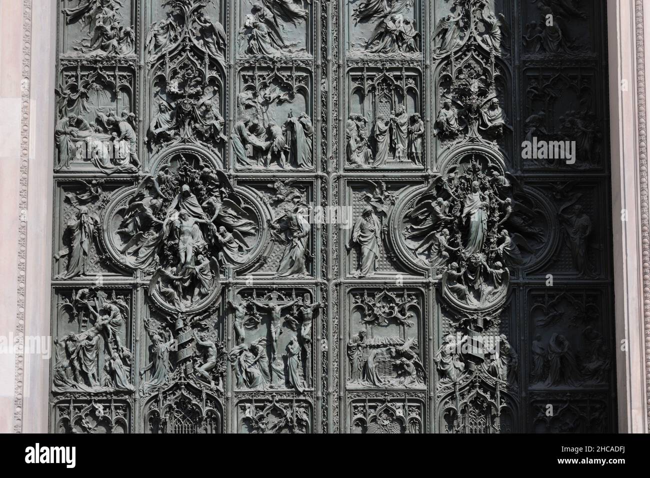 Ornamental architecture hi-res stock photography and images - Alamy