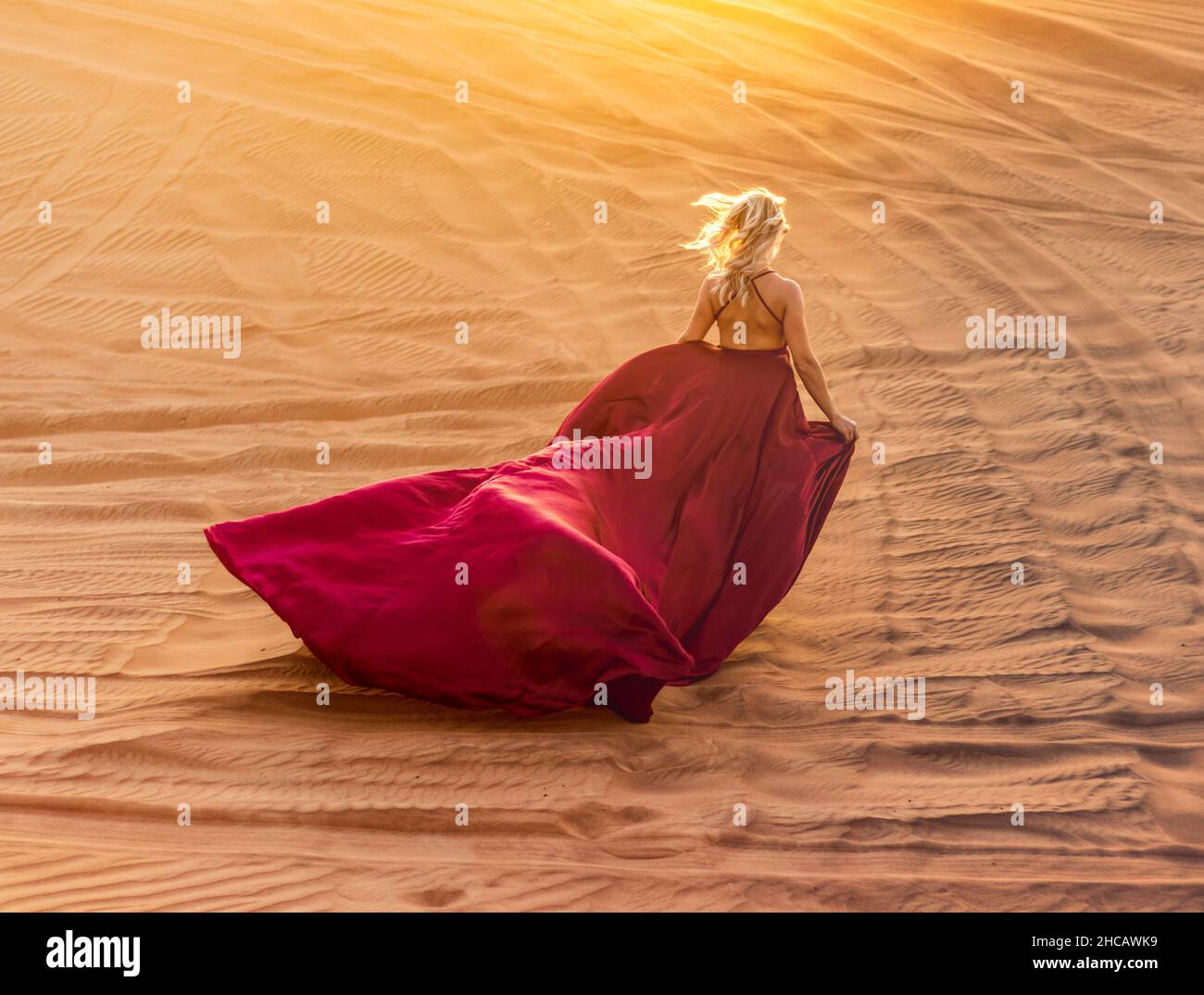 Desert shoot hi-res stock photography and images - Alamy