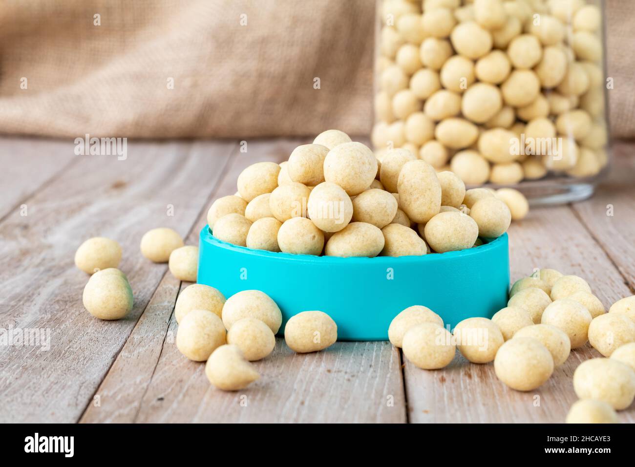 pilus peanuts, peanuts wrapped in white savory flour, savory taste ...