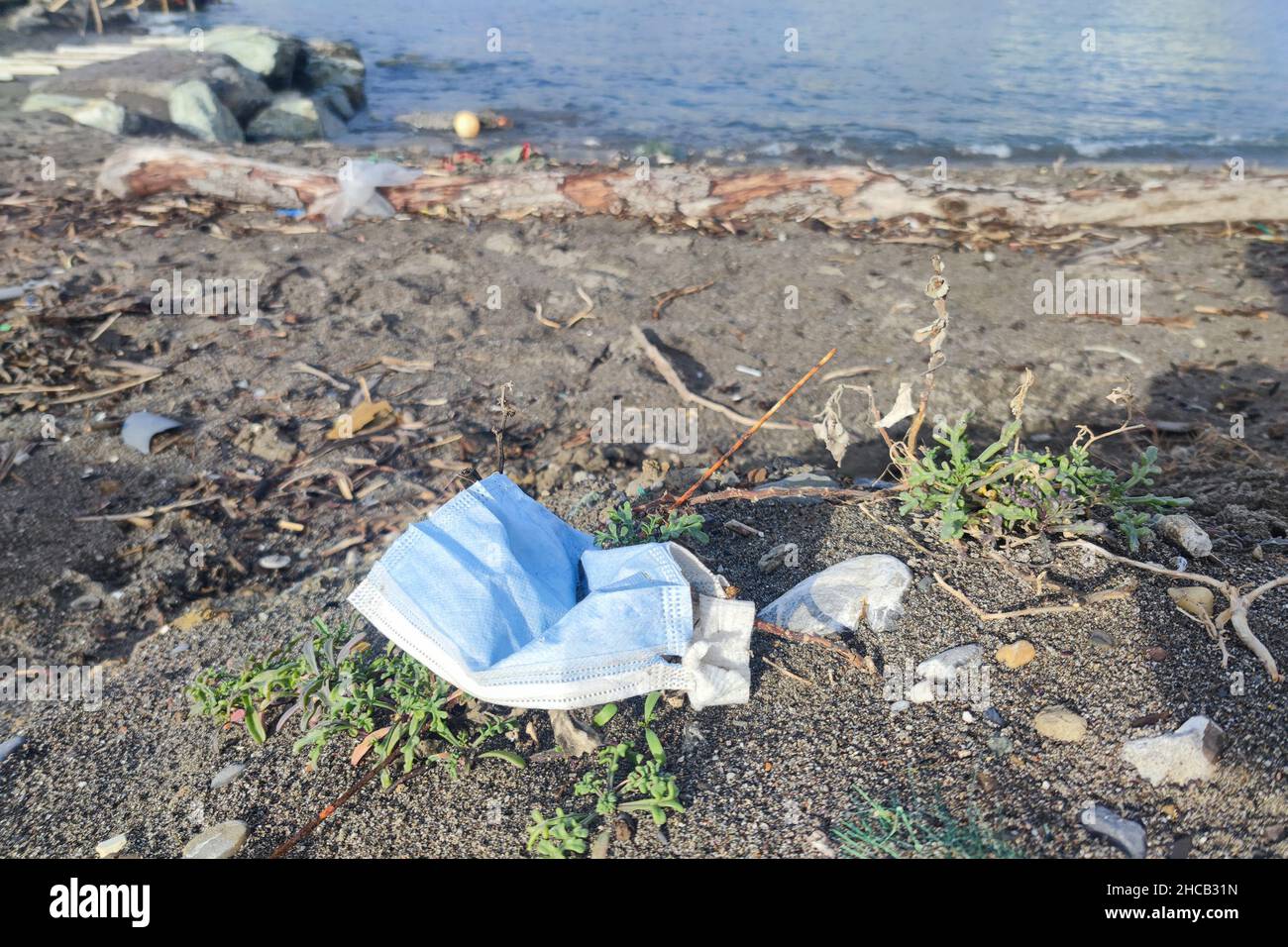 Plastic waste rubbish garbage on the sandy beach Stock Photo - Alamy