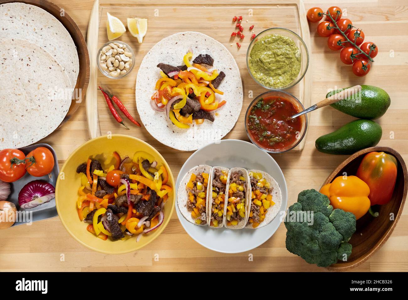 Food layout hi-res stock photography and images - Alamy