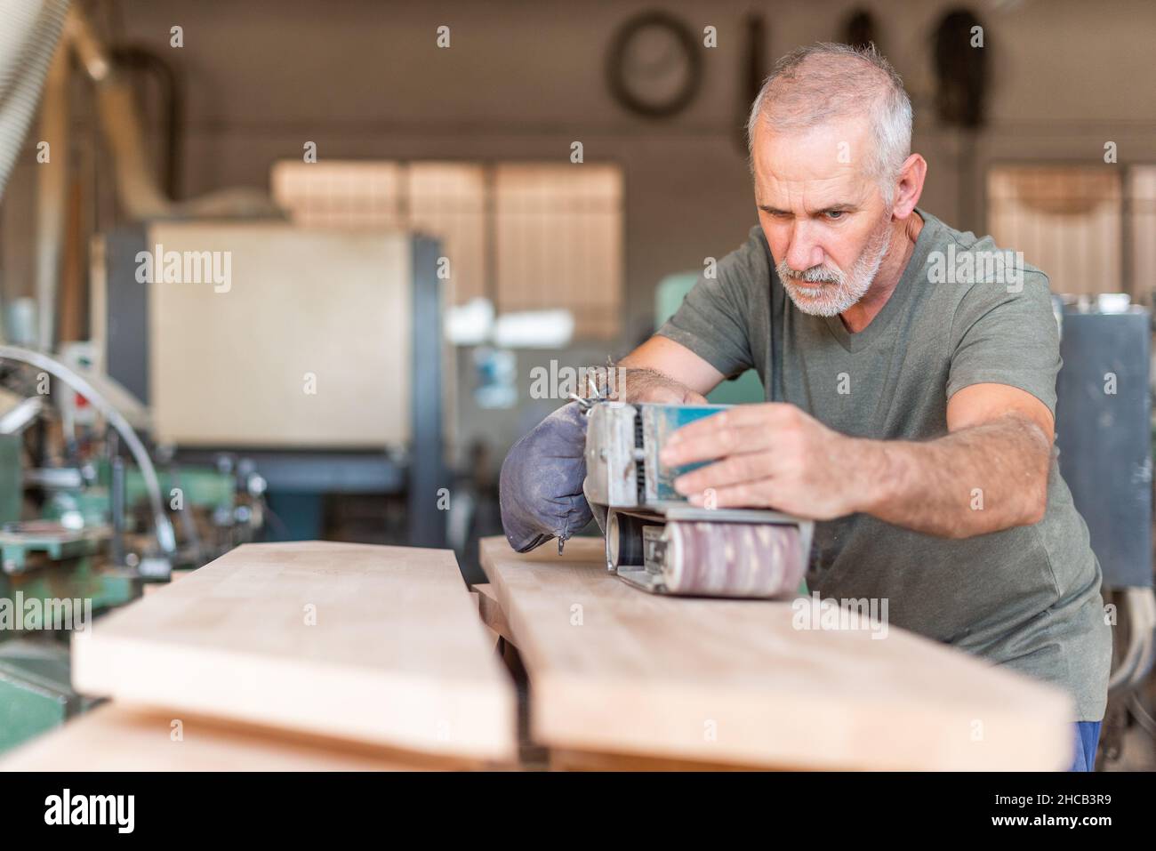 Hand sanding hi-res stock photography and images - Alamy