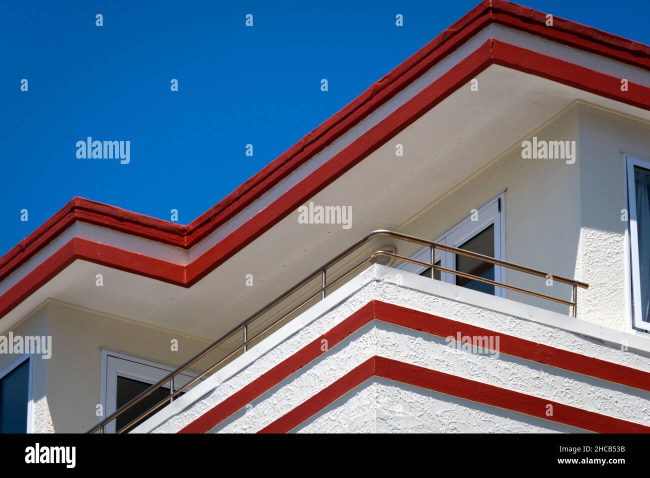 Vintage art deco architecture hi-res stock photography and images - Alamy