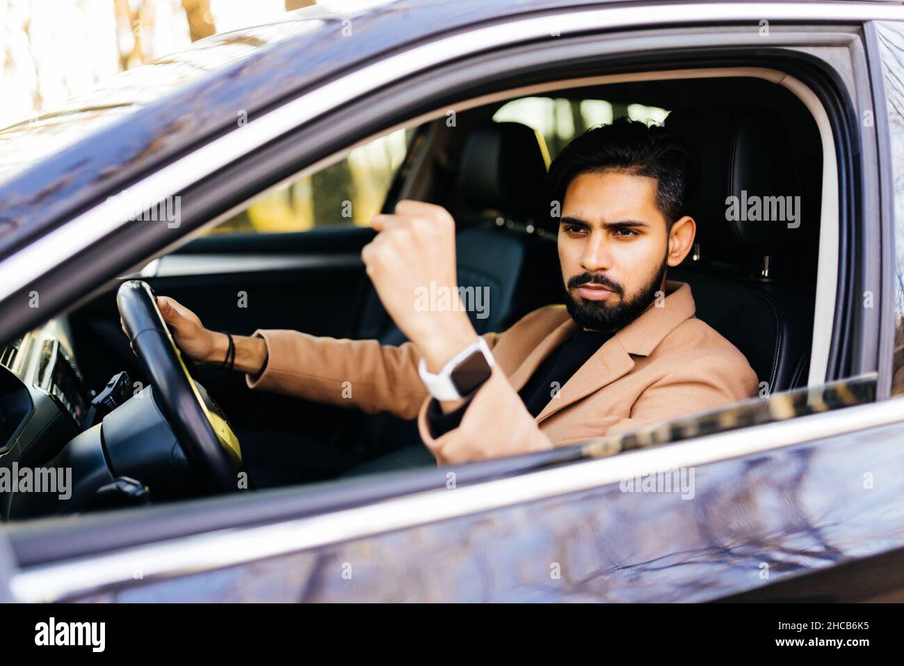 Man angry fist outside hi-res stock photography and images - Alamy