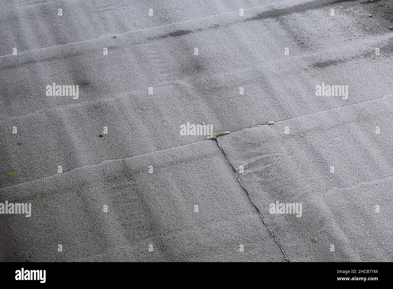 Thin rough frozen ice hi-res stock photography and images - Alamy