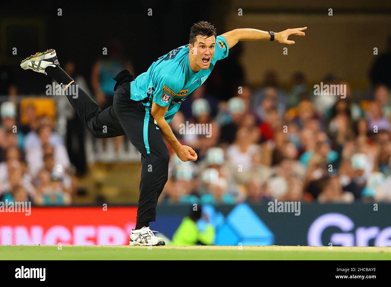 James bazley of the brisbane heat hi-res stock photography and images ...