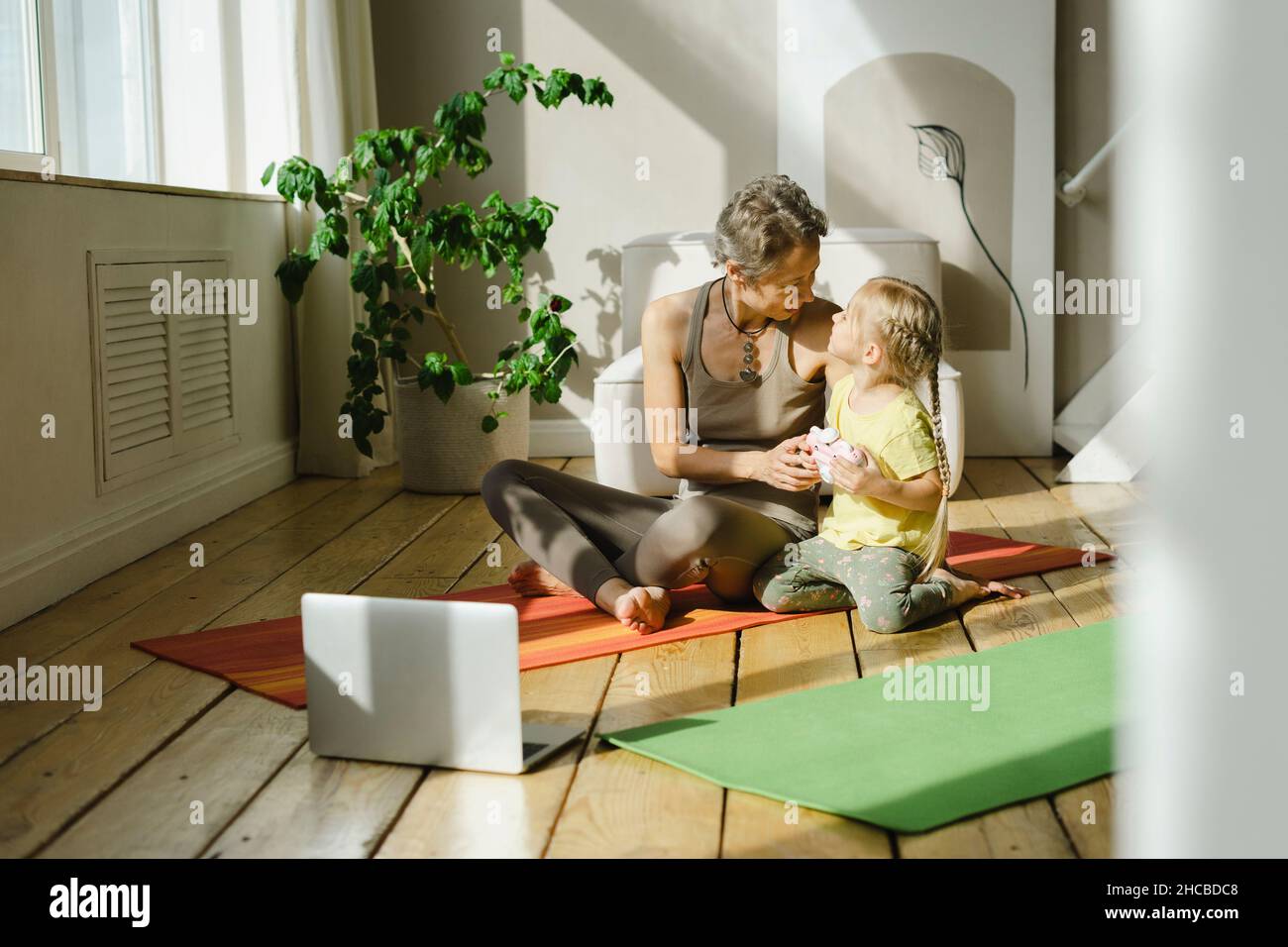 Talking mat hi-res stock photography and images - Alamy