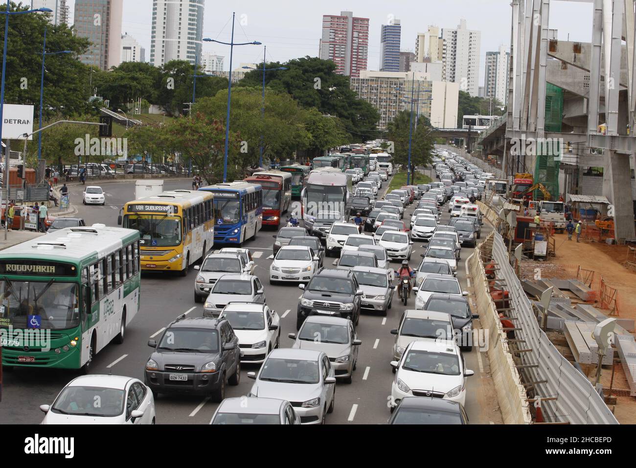 salvador, bahia, brazil - january 12, 2016: movement of vehicles in ...