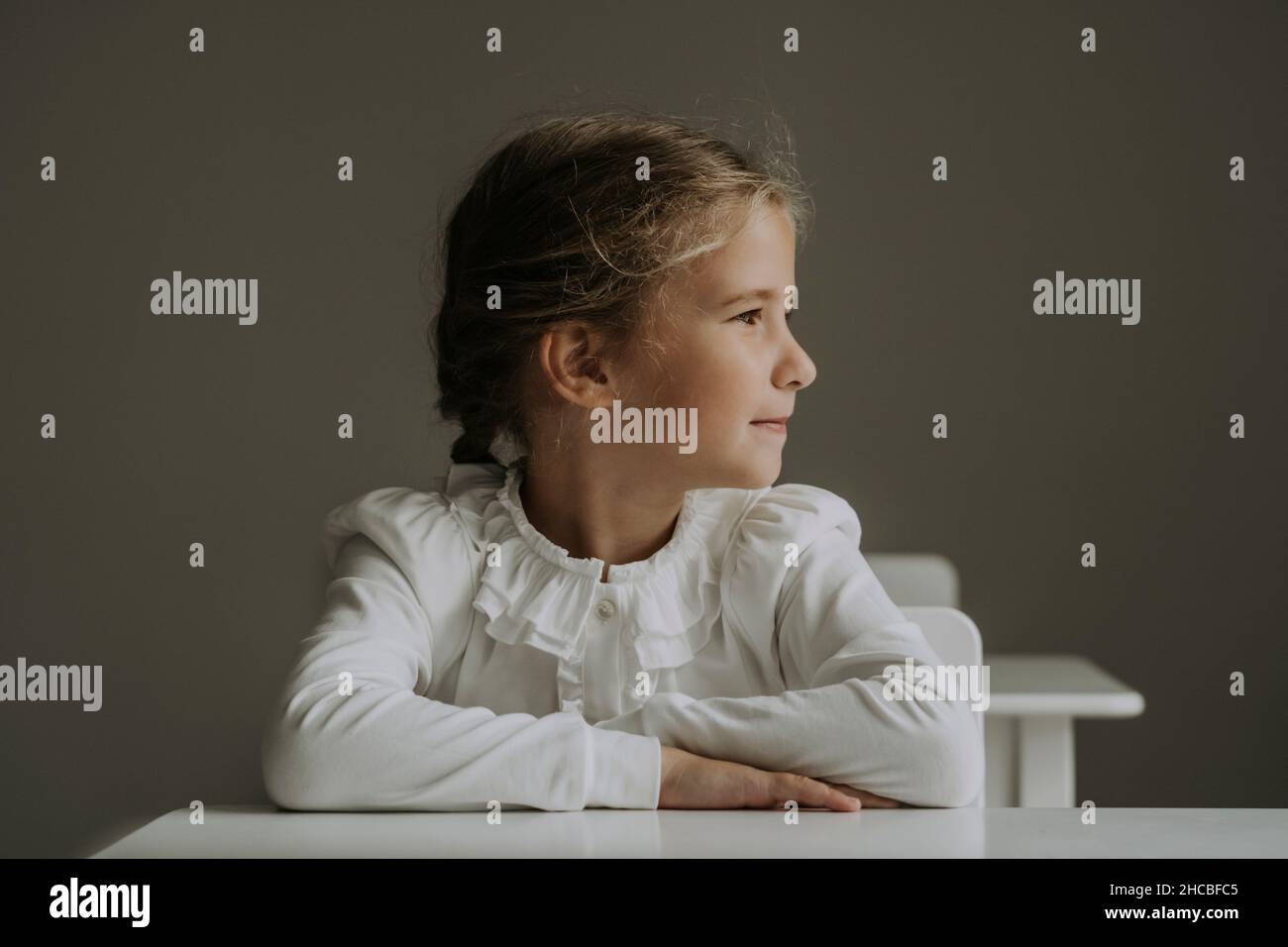 Desk classroom hi-res stock photography and images - Alamy