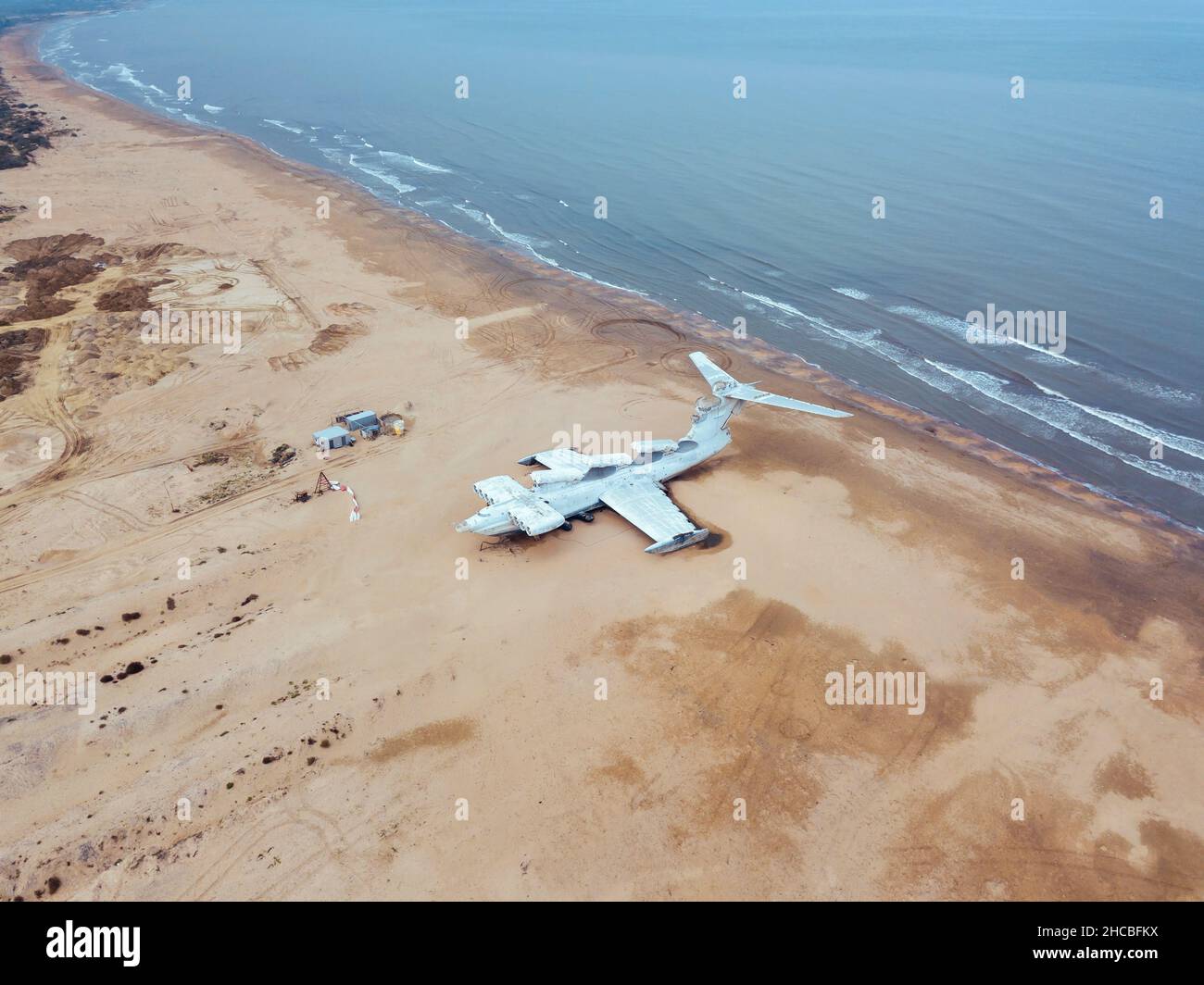 Old lun class ekranoplan hi-res stock photography and images - Alamy