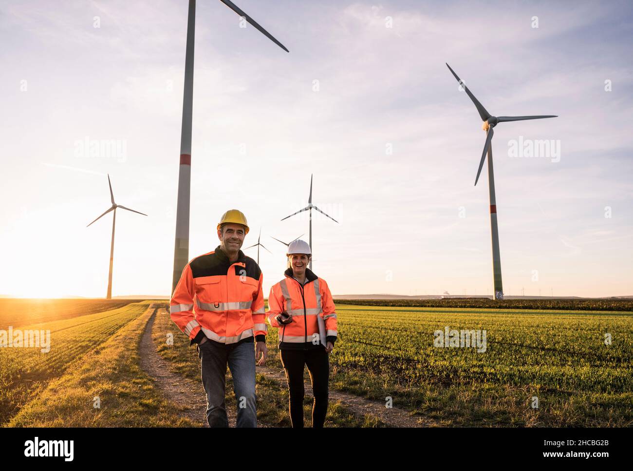 Engineering clothes hi-res stock photography and images - Alamy