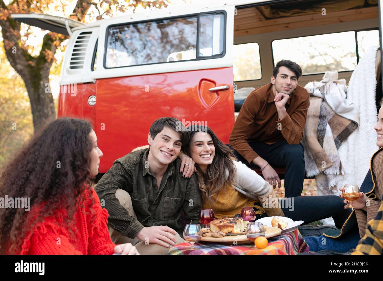 Happy friends outside hi-res stock photography and images - Alamy