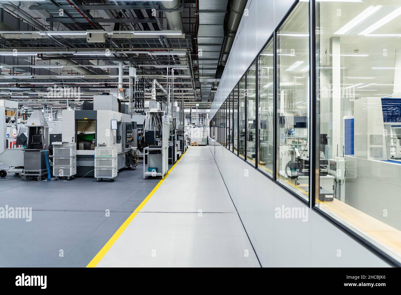 Automated machines and equipments at factory Stock Photo - Alamy